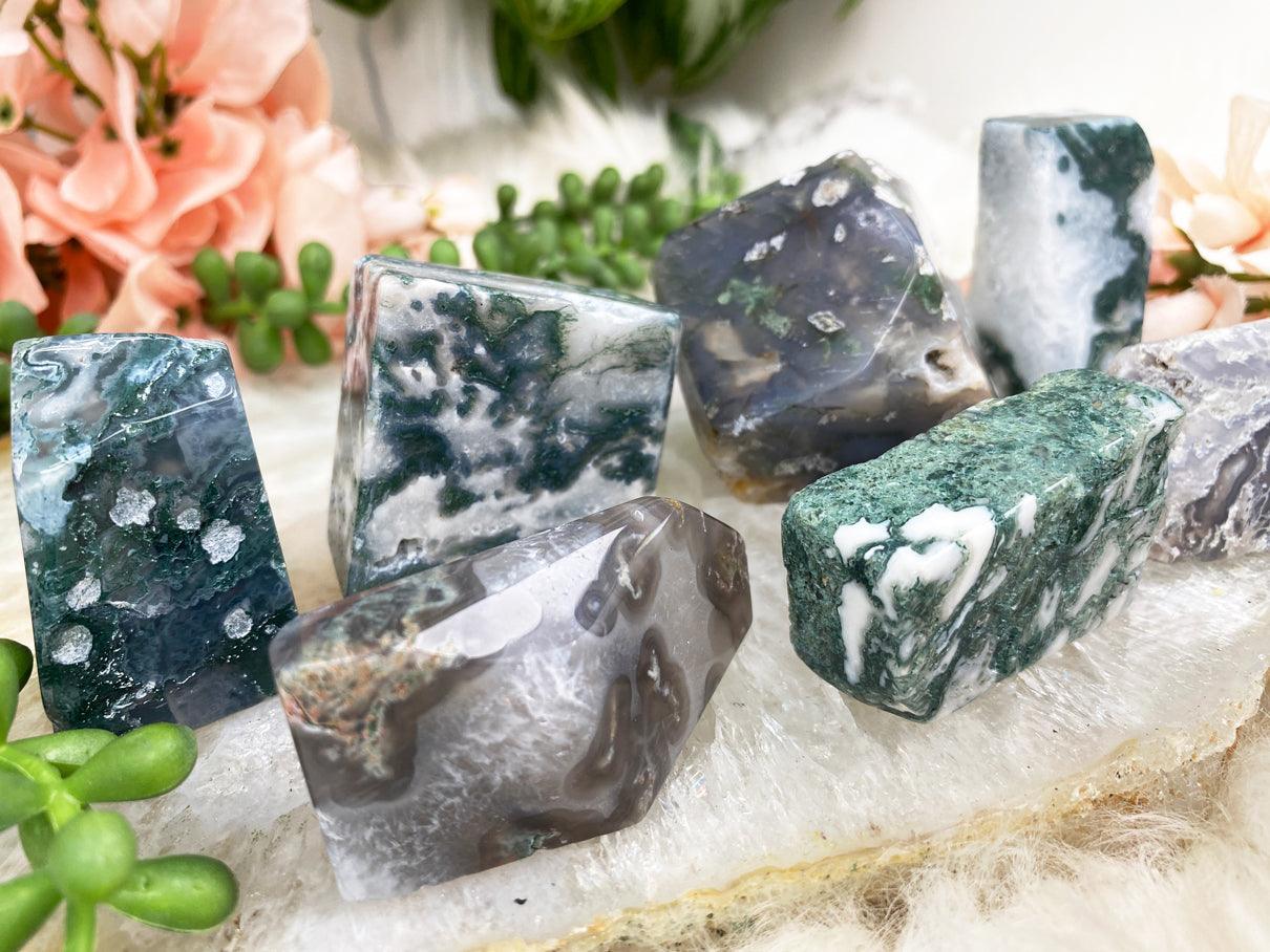 Shop Moss Agate & Learn The Moss Agate Meaning – Contempo Crystals