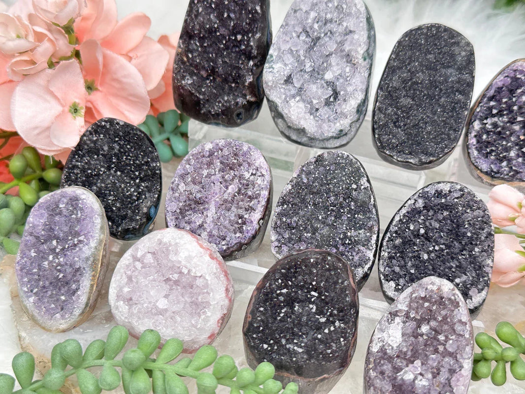 Shop Raw Crystals & Mineral Specimens – Contempo Crystals