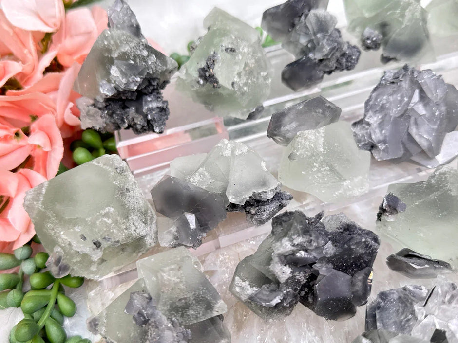 Calcite Crystal - Shop Calcite and Learn More – Contempo Crystals