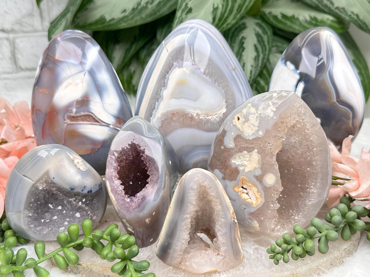 Standing Banded And Orca Agate Freeforms For Sale