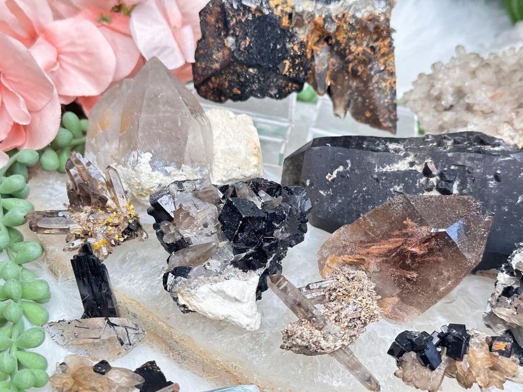 Shop Raw Crystals & Mineral Specimens – Contempo Crystals