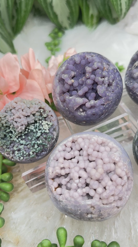 Purple Grape Agate Sphere Crystals – Contempo Crystals