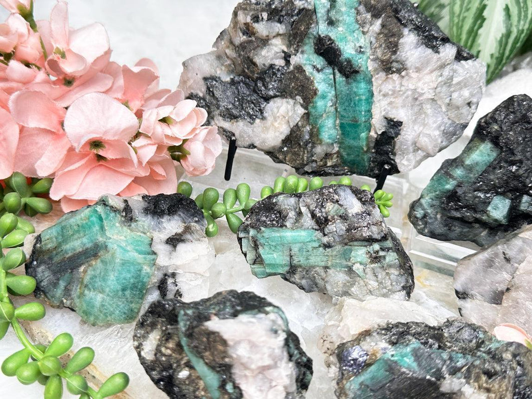Emerald Stone - Shop emerald crystals, jewelry, & more! – Contempo Crystals