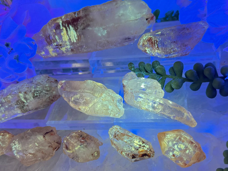 UV Reactive Crystals for Sale - Tumbles, Clusters & Carvings ...