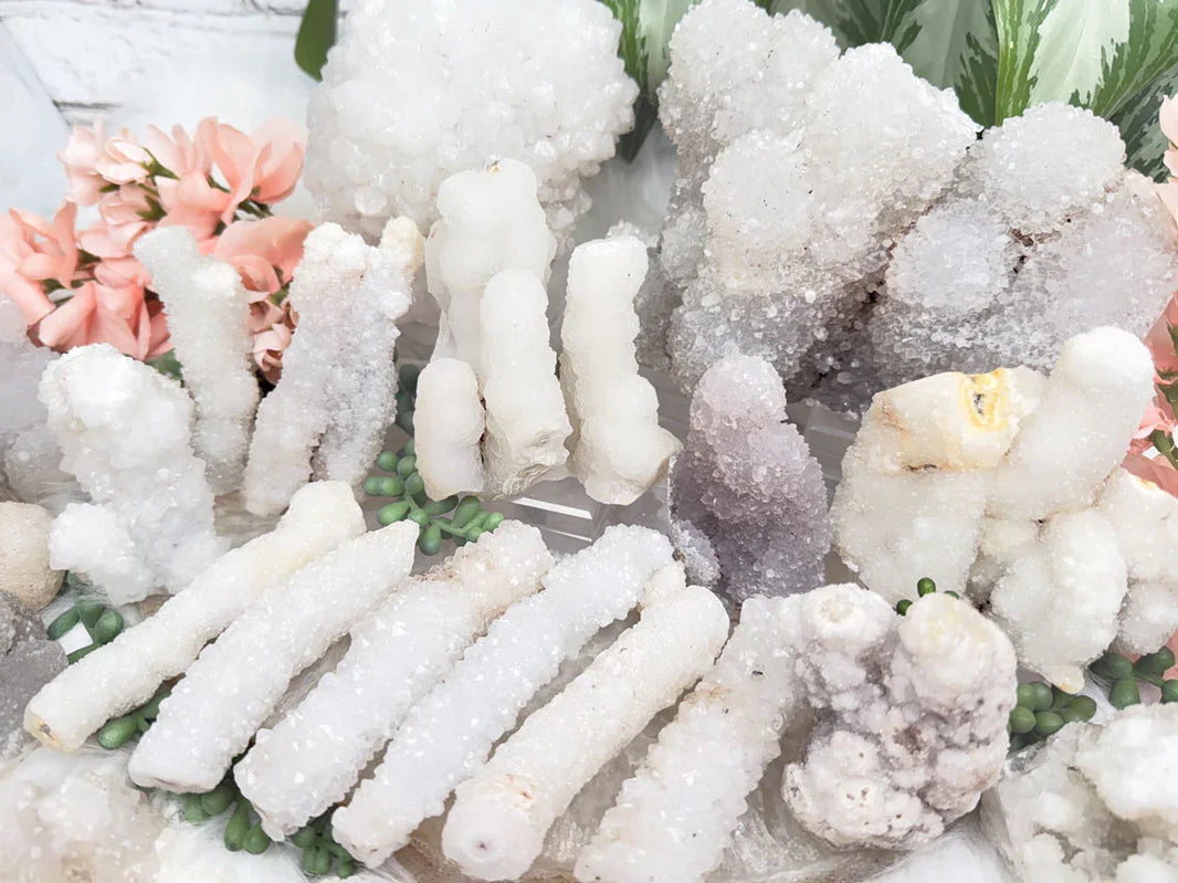 Shop Quartz Crystal - Learn The Quartz Crystal Meaning – Contempo Crystals