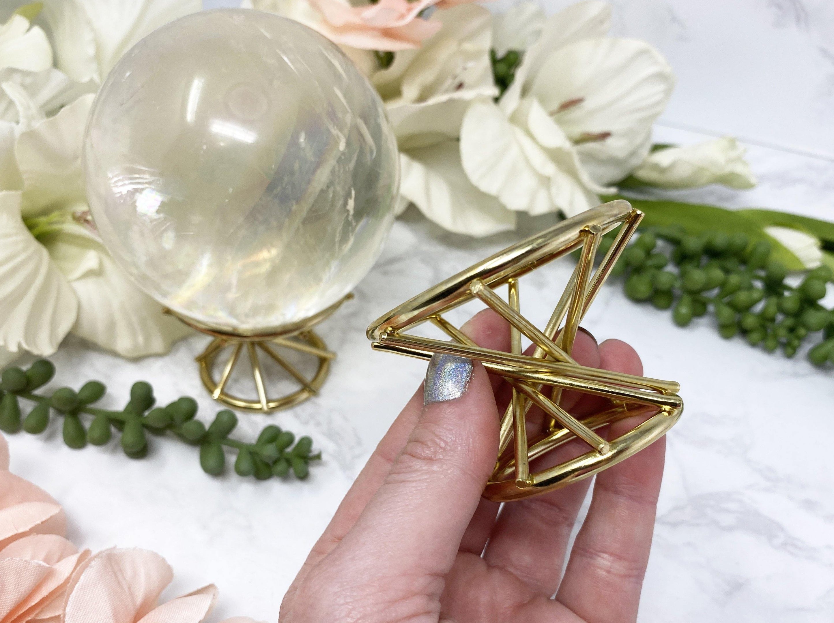 Twist Metal Sphere Stands - Gold or Silver – Contempo Crystals