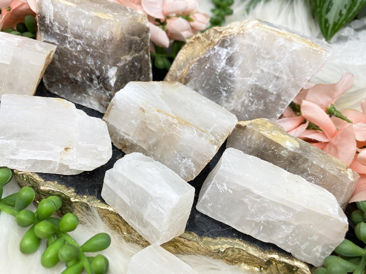 Colombian White Calcite Crystals - UV Reactive