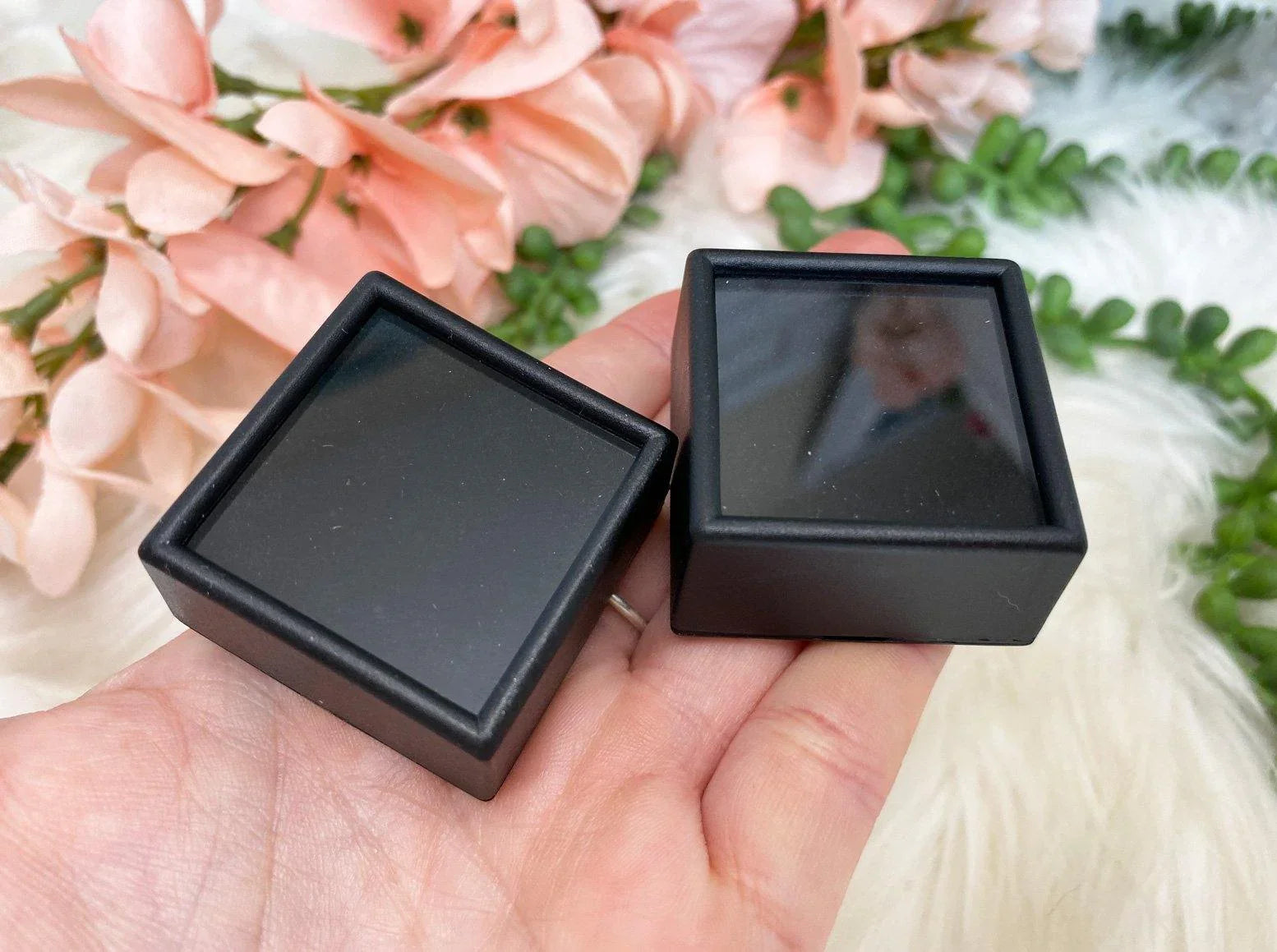 Contempo Crystals | Small Glass Plastic Gemstone Crystal Cases