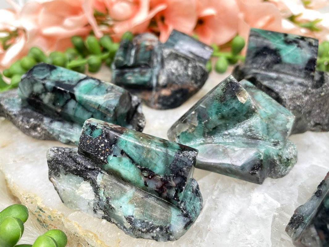 Emerald Stone - Shop emerald crystals, jewelry, & more! – Contempo Crystals
